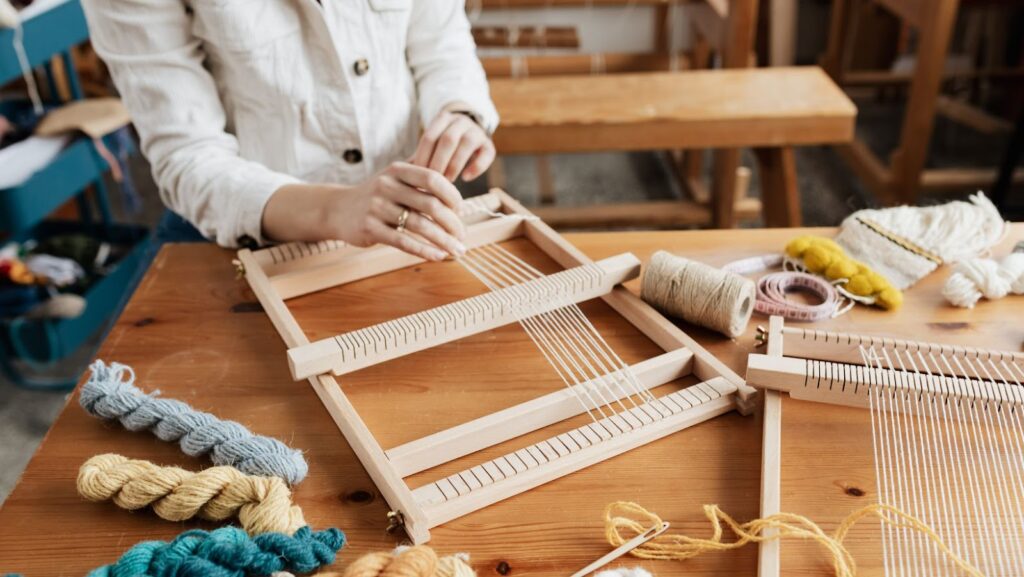 Different Types of Weaving Threads - www.northshoretimingonline.com
